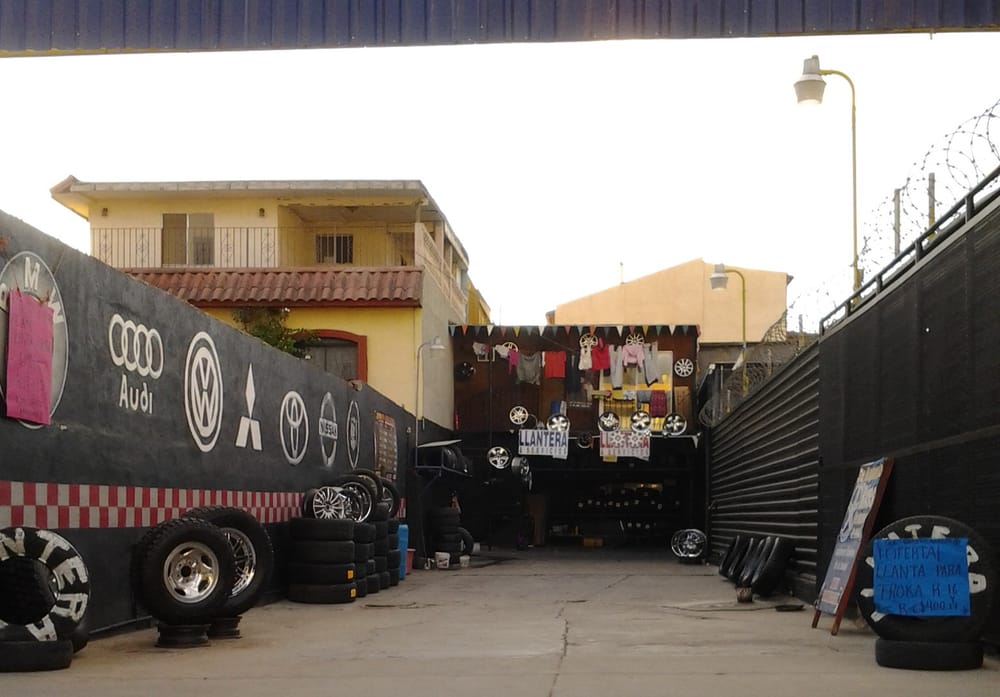 LA LLANTERA - Updated April 2025 - Blvd. Las Américas Oriente 315 ...