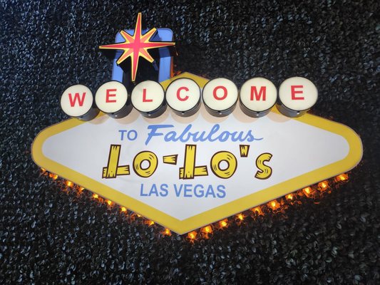 LOLO’S CHICKEN AND WAFFLES - Updated August 2024 - 43 Photos & 66 ...