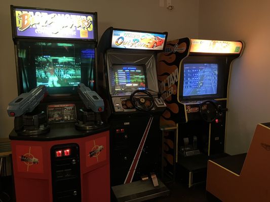 QUARTERS ARCADE BAR - Updated August 2024 - 25 Photos & 12 Reviews ...