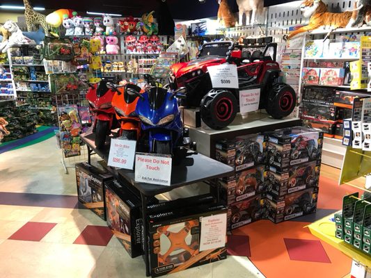 TOY ISLAND-MALL OF GEORGIA - Updated September 2025 - 3333 Buford Dr ...