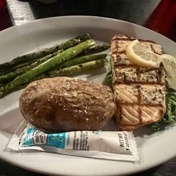 ROUND THE BEND STEAKHOUSE - Updated July 2025 - 185 Photos & 167 ...