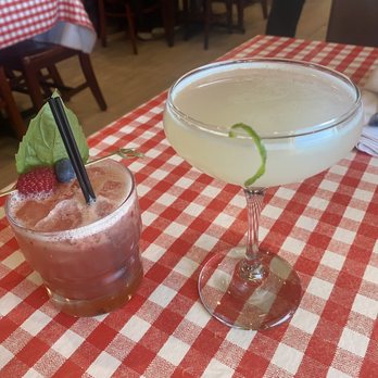 ELIO’S PIZZERIA - 61 Photos & 39 Reviews - 1835 FM2673, Canyon Lake ...