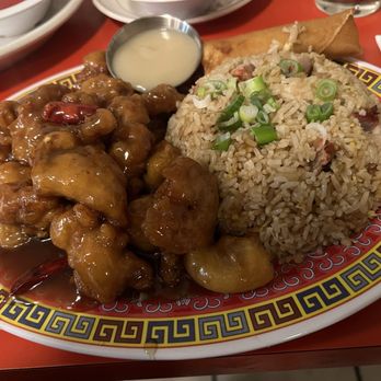LITTLE DRAGON CHINESE RESTAURANT - Updated November 2025 - 131 Photos ...