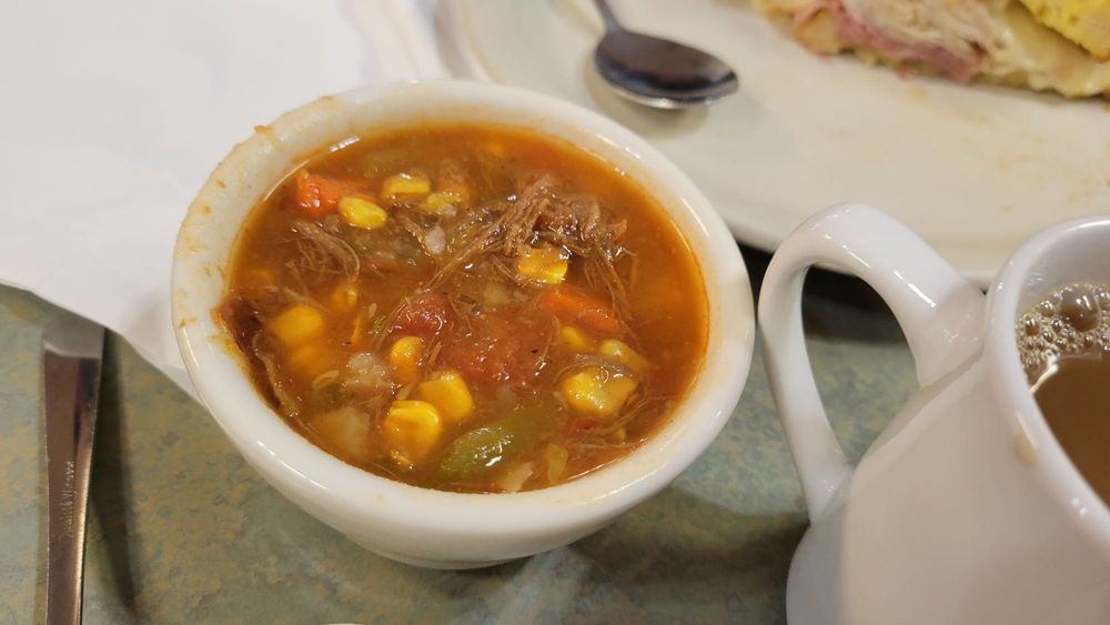 THE HUNGRY FOX RESTAURANT & COUNTRY STORE - Updated March 2024 - 181 ...