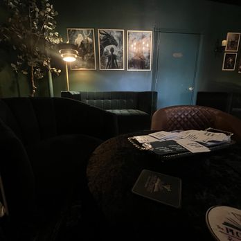 THE PLOT TWIST - Updated December 2025 - 57 Photos & 14 Reviews - 227 W Oak St, Denton, Texas ...