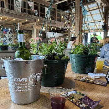 STREAM CLIFF FARM - Updated November 2025 - 136 Photos & 46 Reviews ...