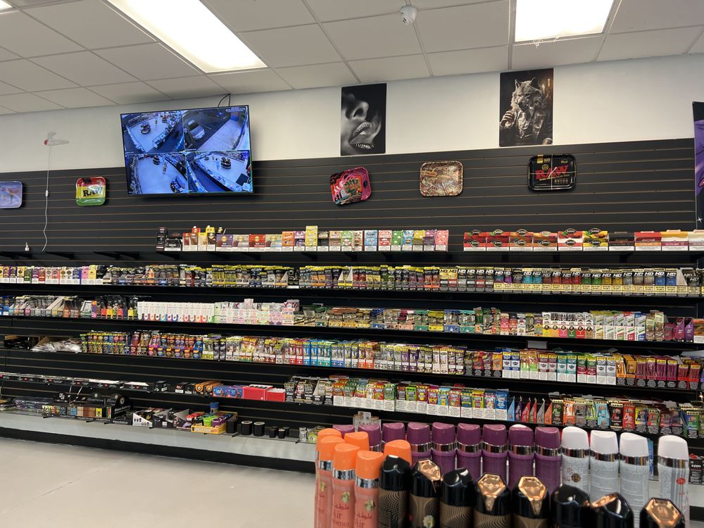 EXOTIC SMOKE SHOP - Updated May 2026 - 13 Photos - 418 Trade St ...