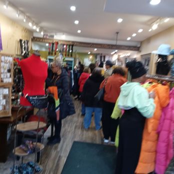 ESSENTIAL ELEMENTS-CHICAGO - Updated October 2025 - 14 Reviews - 1640 E ...