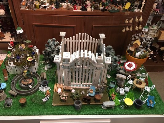 MARY CHARLES DOLL HOUSE - Updated December 2025 - 1901 Oxmoor Rd ...