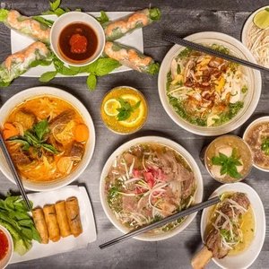 PHO 21 - Updated January 2026 - 2246 Photos & 1118 Reviews - 2569 S ...