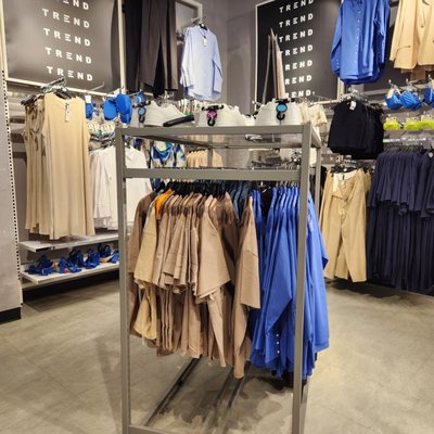 PRIMARK - Updated September 2025 - 123 Photos & 40 Reviews - 5100 Kings ...