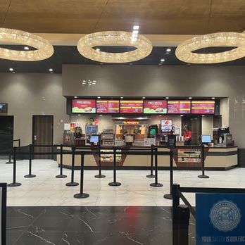 STARLIGHT WEST GROVE CINEMAS - Updated July 2024 - 182 Photos & 322 ...