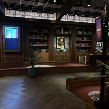 PUTTERY - Updated November 2024 - 235 Photos & 196 Reviews - 932 W ...