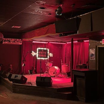 THE WHITE HORSE - 205 Photos & 397 Reviews - 500 Comal St, Austin ...