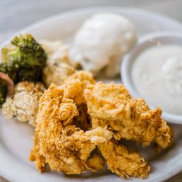 WATERLOO ICE HOUSE 360 & 2222 - Updated July 2025 - 179 Photos & 396 ...