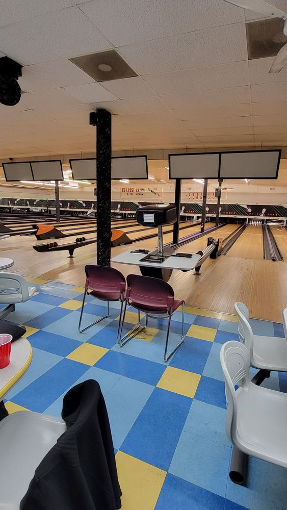 PINLAND BOWLING LANES - Updated December 2025 - 15 Photos & 12 Reviews ...