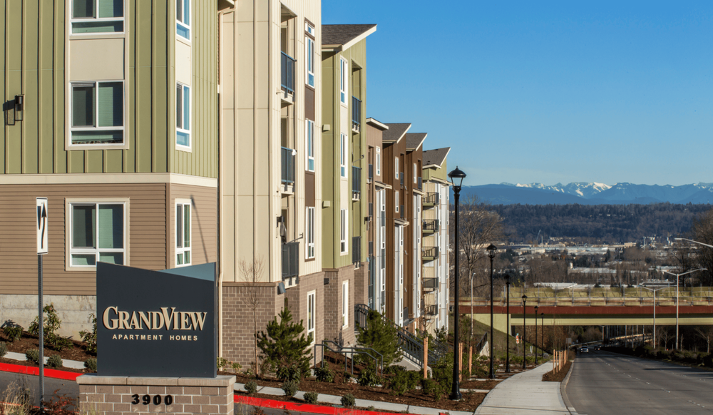 GRANDVIEW APARTMENTS - Updated April 2026 - 16 Photos - 3900 Veterans ...
