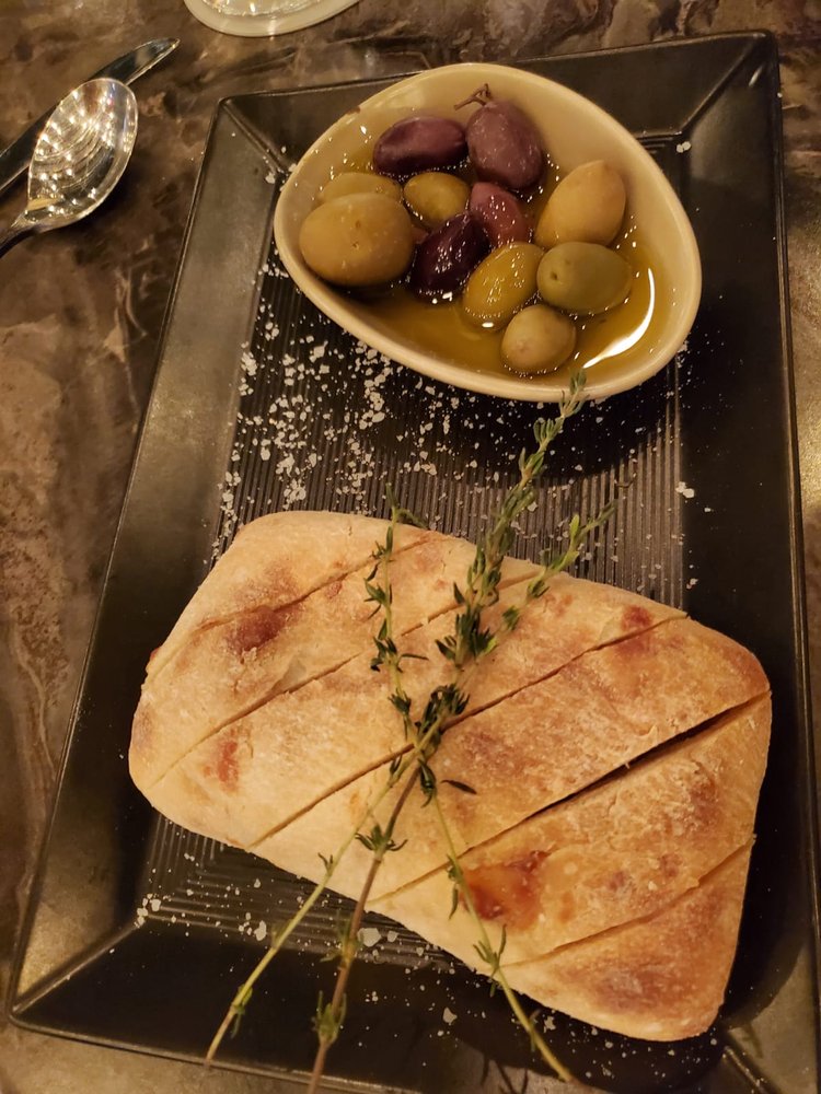 ROE. RAW OYSTER BAR & STEAK - 57 Photos & 43 Reviews - 588 E Main St ...