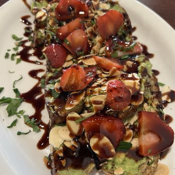 CAFE CREVIER - Updated December 2025 - 141 Photos & 145 Reviews - 25 E ...