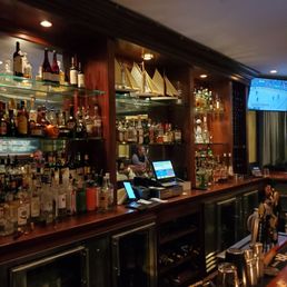 BRIDGE HOUSE RESTAURANT - Updated November 2025 - 334 Photos & 322 ...