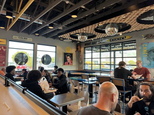 RAISING CANE’S CHICKEN FINGERS - Updated October 2025 - 245 Photos ...