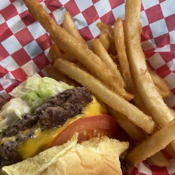 DURHAM BEER GARDEN - Updated January 2026 - 28 Photos & 11 Reviews ...