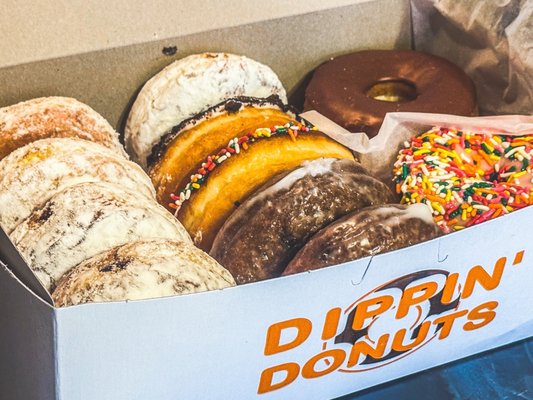 DIPPIN DONUTS - Updated May 2026 - 10 Photos & 45 Reviews - 32 W Main ...
