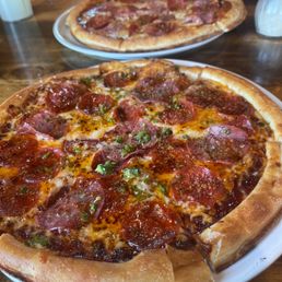 LONGBOARDS BEACH FIRED PIZZA - GOLDEN VALLEY - Updated August 2025 ...