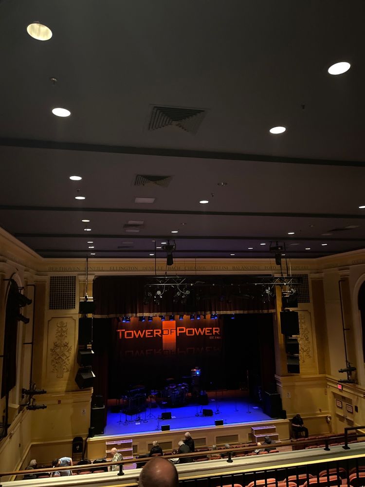 THE RIDGEFIELD PLAYHOUSE - 63 Photos & 57 Reviews - 80 East Ridge Rd ...