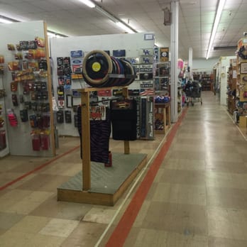 WINCHESTER PEDDLER’S MALL - Updated September 2025 - 36 Photos & 16 ...