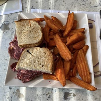 PREMIER DINER - Updated October 2025 - 263 Photos & 344 Reviews - 690 ...