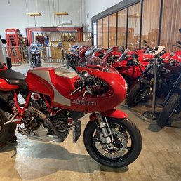 DERBY RESTAURANT - Updated August 2025 - 340 Photos & 98 Reviews - 9100 ...