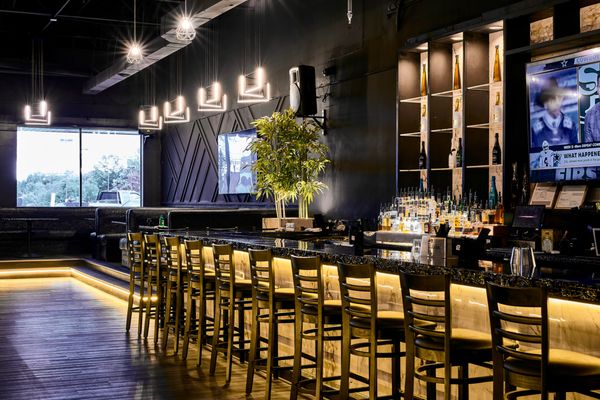 PARALLEL LOUNGE - 11 Photos - 5180 Wilson Mills Rd, Richmond Heights ...