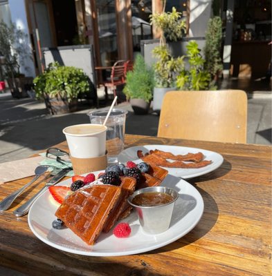 CROFT ALLEY BEVERLY HILLS - Updated September 2025 - 231 Photos & 205 ...