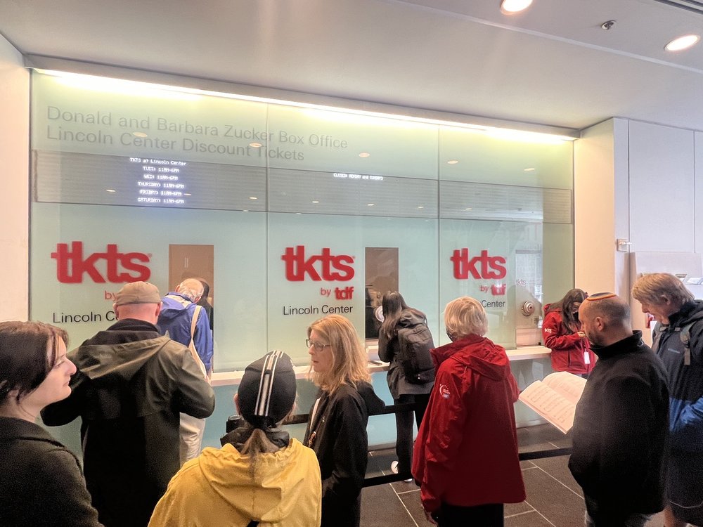TKTS LINCOLN CENTER - Updated August 2025 - 28 Photos & 35 Reviews - 61 ...