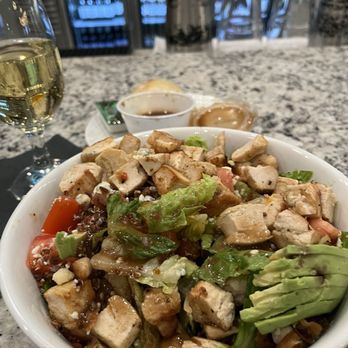 MP KITCHEN & BAR - Updated August 2025 - 186 Photos & 169 Reviews - 403 ...