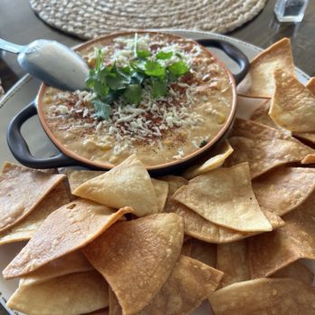 DIVIDED SKY TAVERN - Updated March 2025 - 423 Photos & 331 Reviews ...