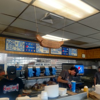 AUGIE & RAY’S DRIVE IN - Updated December 2024 - 113 Photos & 71 ...