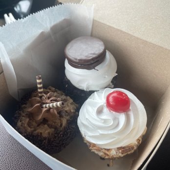 ZERILLI’S BAKERY - Updated December 2024 - 197 Photos & 87 Reviews ...