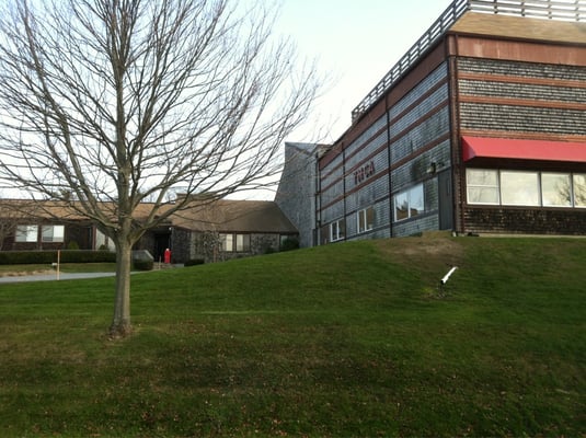 NEWPORT COUNTY YMCA - Updated January 2026 - 19 Reviews - 792 Valley Rd ...