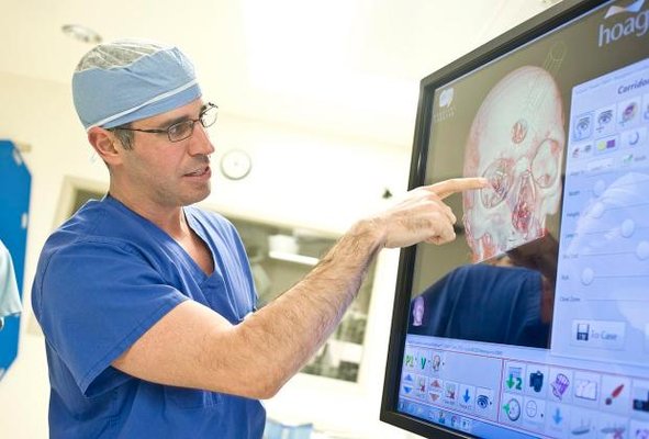 ROBERT LOUIS, MD - Updated December 2025 - 34 Reviews - 3900 West Coast ...