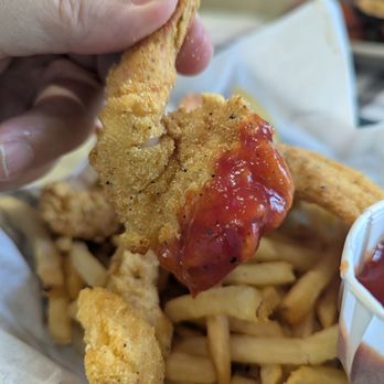 FLYING FISH - Updated December 2025 - 282 Photos & 335 Reviews - 300 E ...