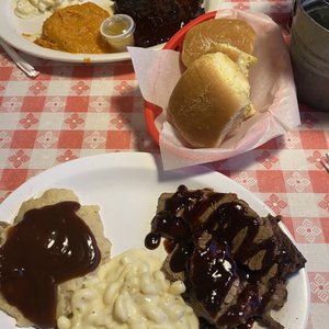 BW’S SMOKIN’ BARRELS BBQ - 112 Photos & 128 Reviews - 5007 Lake Ave ...