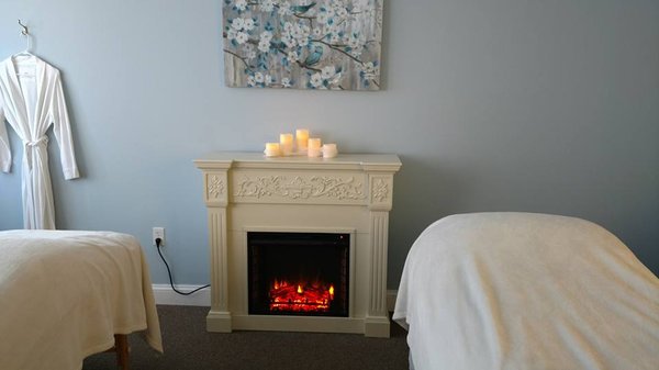 SILVER LINING DAY SPA - Updated December 2025 - 18 Photos & 32 Reviews ...