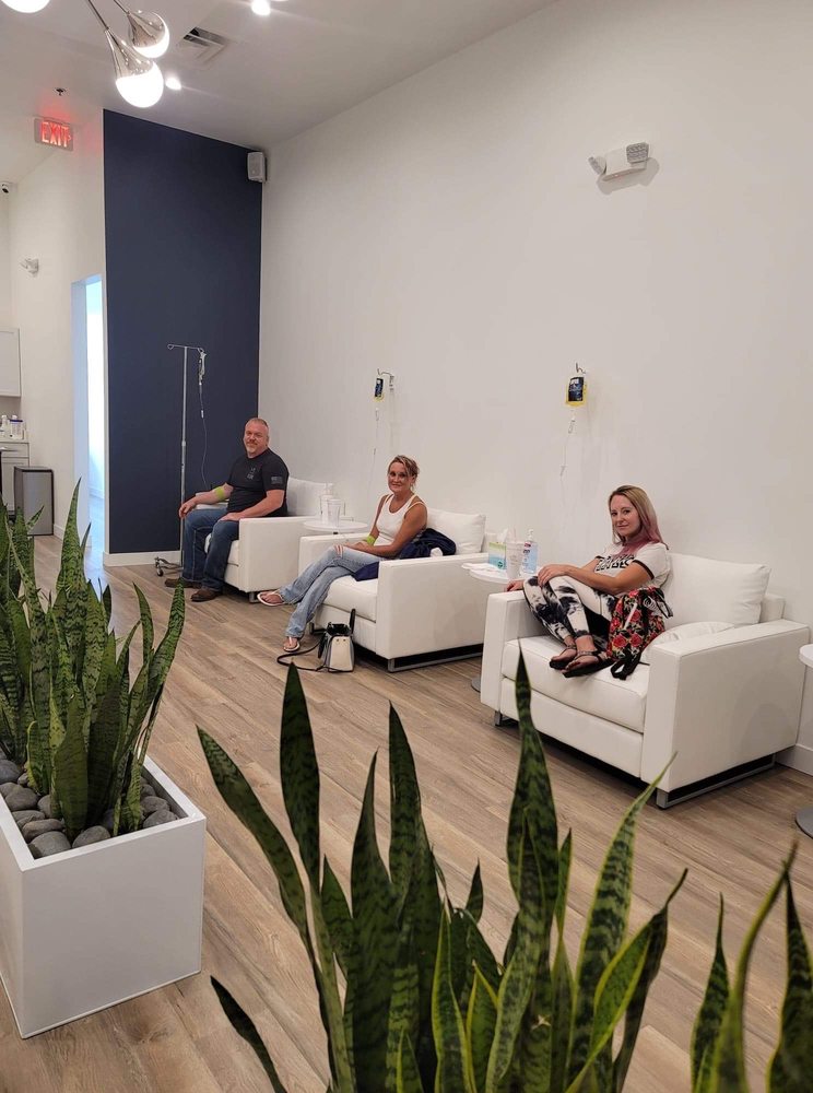 THE DRIP BAR - Updated December 2025 - 43215 Grand River Ave, Novi ...