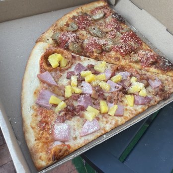 THE CORNER CRUST - Updated May 2025 - 45 Photos & 64 Reviews - 250 Oak ...