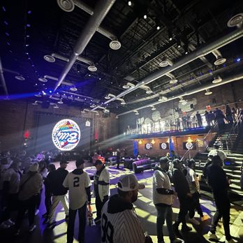 BILLY’S SPORTS BAR - Updated October 2025 - 201 Photos & 209 Reviews ...