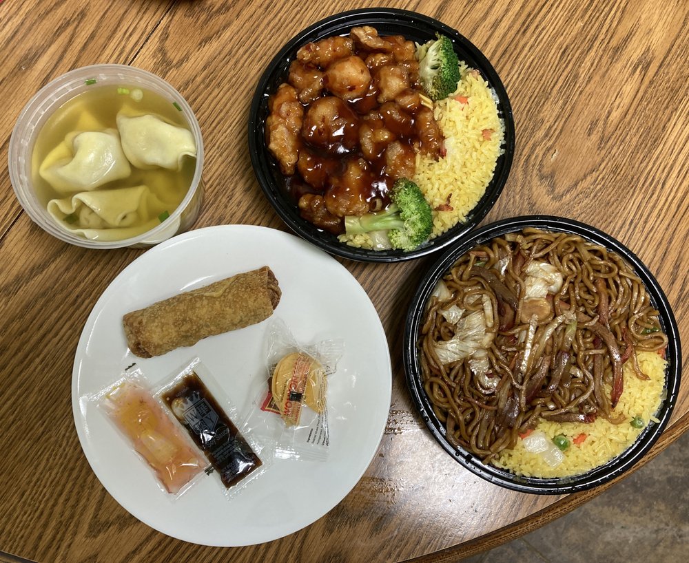 CHINA CAFE - Updated December 2025 - 17 Reviews - 4955 Tuscarawas Rd ...