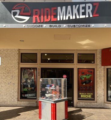 RIDEMAKERZ - Updated October 2025 - 29 Photos - 131 Island Dr, Pigeon Forge, Tennessee - Toy ...