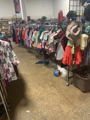 GOODWILL STORE & DONATION CENTER - Updated October 2025 - 14 Photos ...